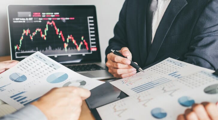 A Guide to the CAN SLIM Stock-Picking System - SmartAsset