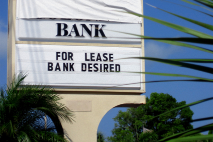 What To Do When Your Bank Branch Closes - SmartAsset