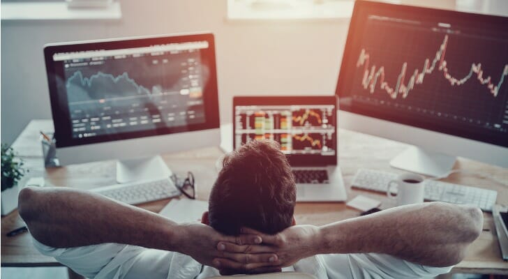 A Beginner's Guide to Investing in Foreign Currency - SmartAsset