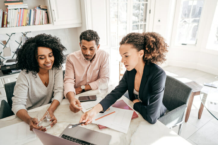 A Guide to Financial Advisor Compensation Models - SmartAsset