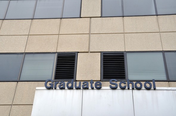 5 Reasons to Return to Graduate School | SmartAsset