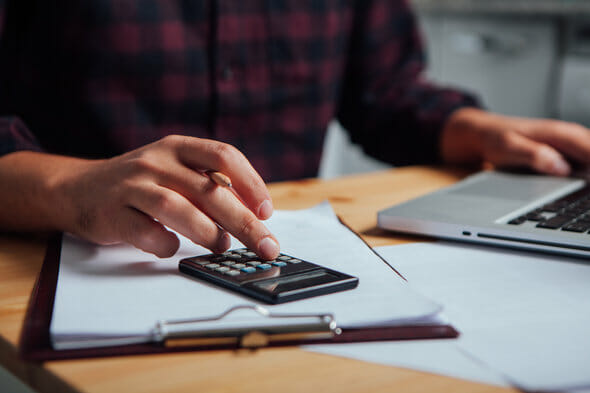 How Much Does a Financial Advisor Cost? - SmartAsset how-much-does-a-financial-advisor-cost-smartasset