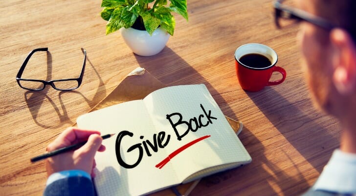 How to Use Gift Planning in an Estate Plan - SmartAsset