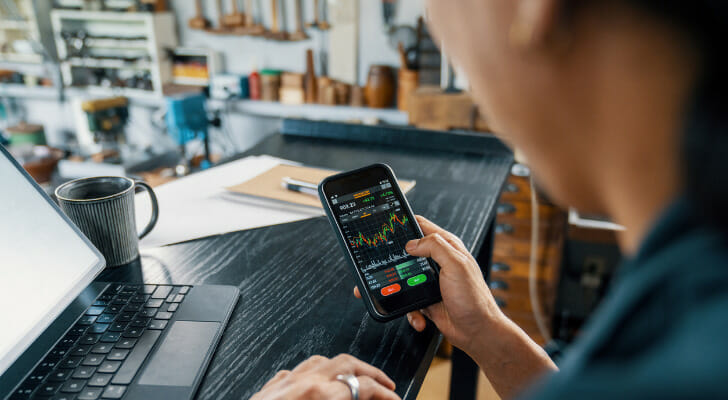 Vanguard Digital Advisor vs. Personal Advisor