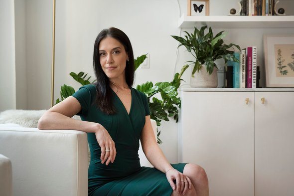 Amanda Steinberg: Everything You Need to Know - SmartAsset